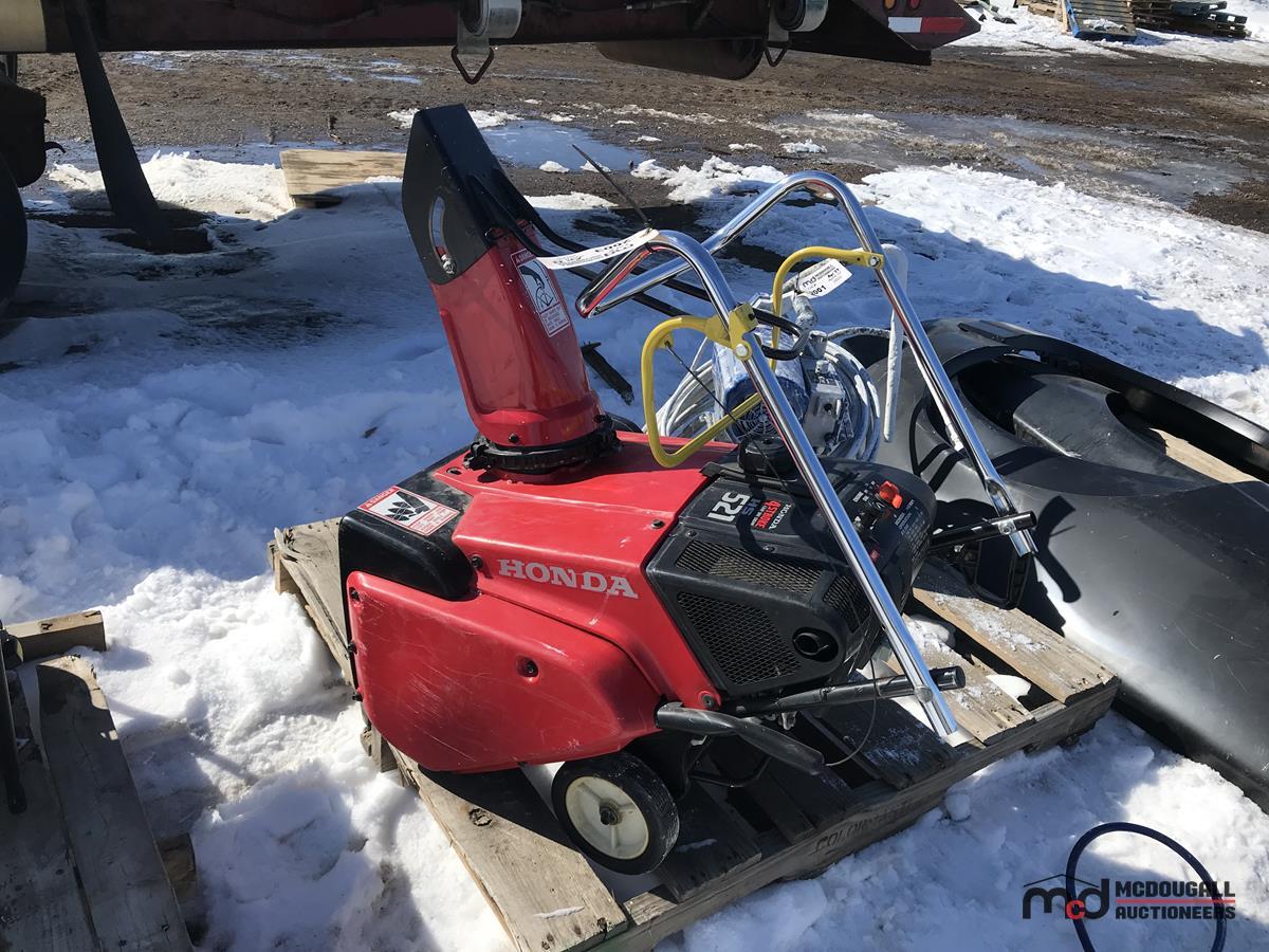 Honda HS 521 4-Stroke Snow Blower